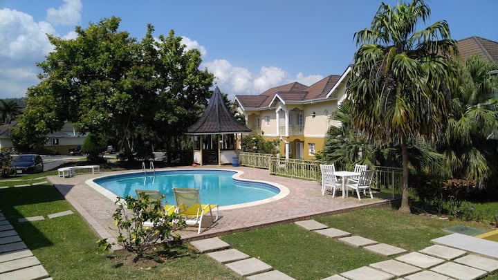 Villaggio Del Sol: Ocho Rios - Ocho Rios