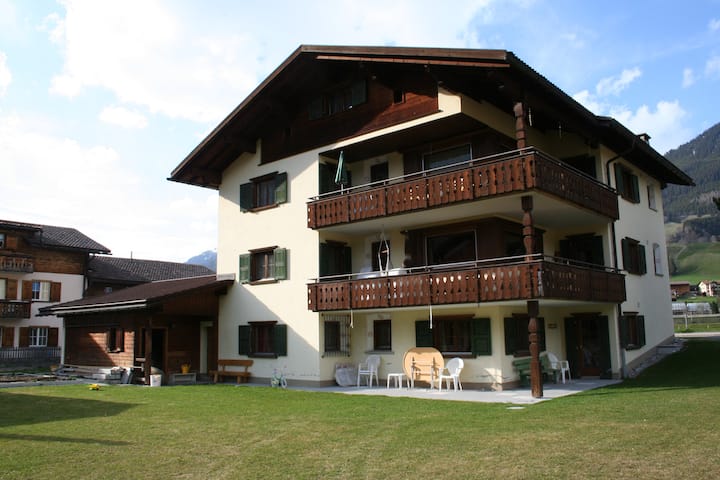 Zentral Gelegene 2 1/2  Zi- Wohnung - Klosters-Serneus