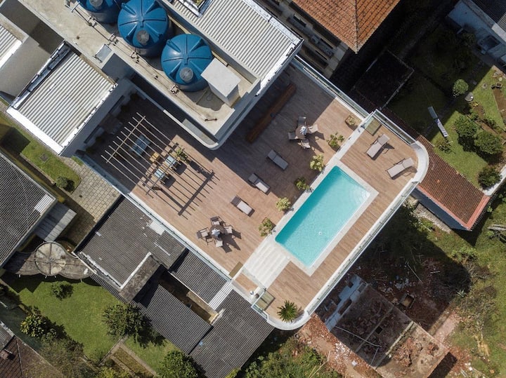 Ville Leblon. Very New! - Teresópolis