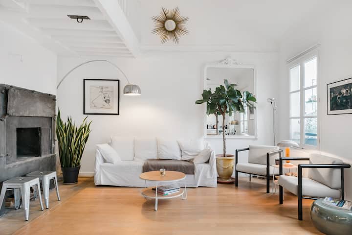 Airy And Secluded Gem In The Heart Of Bastille - Parigi