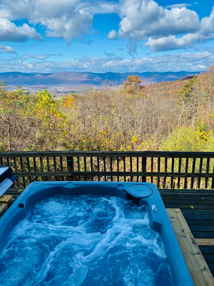 Breathtaking Views, Hot Tub*king Bed*log Fire Wifi - Rileyville, VA