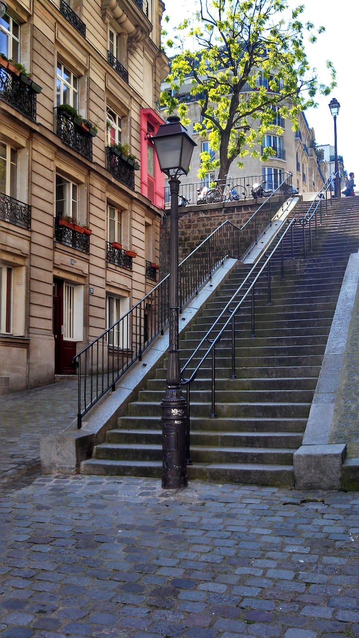 Charming Flat In Montmartre - Paris