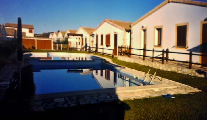 Villetta Con Piscina A Viddalba(ss) - Sardinia
