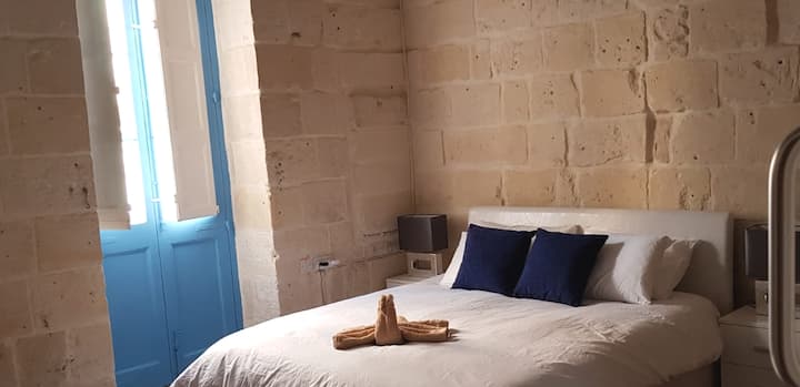 Nicely Furnished 1 Bedroom Apt In Floriana (1) - Malta