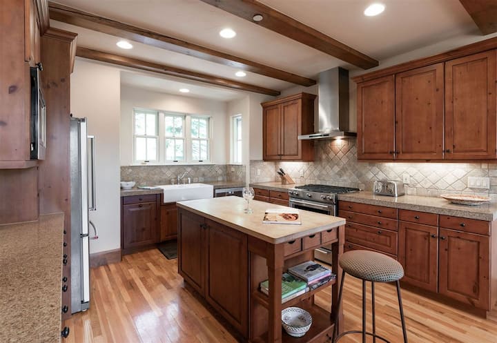 Cordillera Mountain Retreat In Kensington Green - Edwards, CO