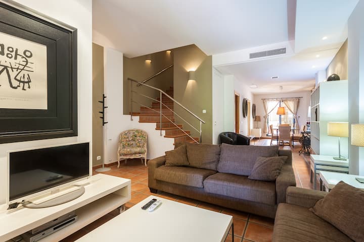Basement Room -1 In A Chalet In Front Of The Beach - Museros