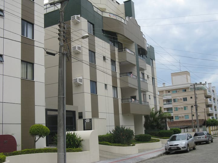 Lindo Apartamento Bombinhas, Próximo à Praia! - Bombinhas