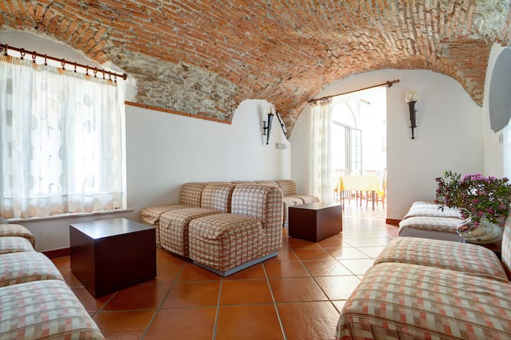 Hillside B&b Ca'ligure With View Over The Sea - Pietra Ligure