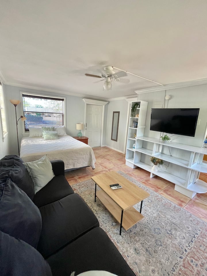 The Seashell - Best Location, Near Beach/downtown - Delray Beach, FL