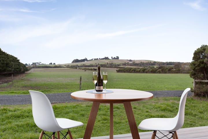 Bimbadeen 1 Bedroom Farm Retreat - Phillip Island