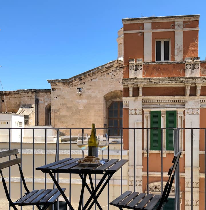 Breath Taking Sea View Terrace Facing The Old Town - Monopoli
