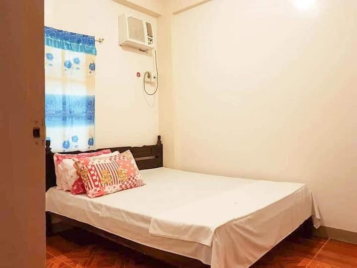 2. Fayeah Graciela Transient House (Max.16 Pax) - Pagudpud