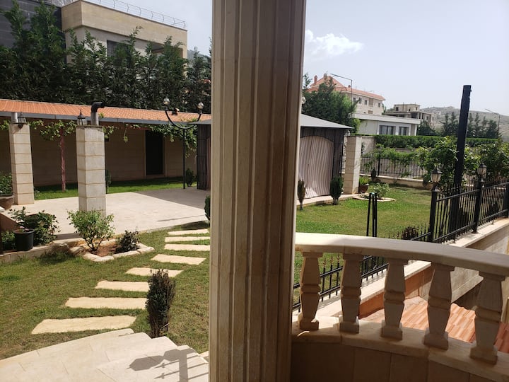 24/7 Free Car, Gas, Driver,tour,food,stay 150usd - Beirut