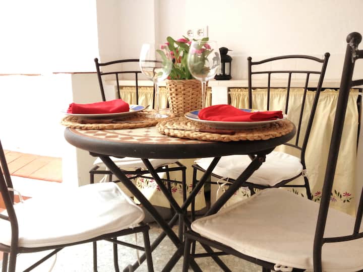 Casco Histórico 90m2. Patio, A/c Y Parking Gratis - Córdoba, İspanya