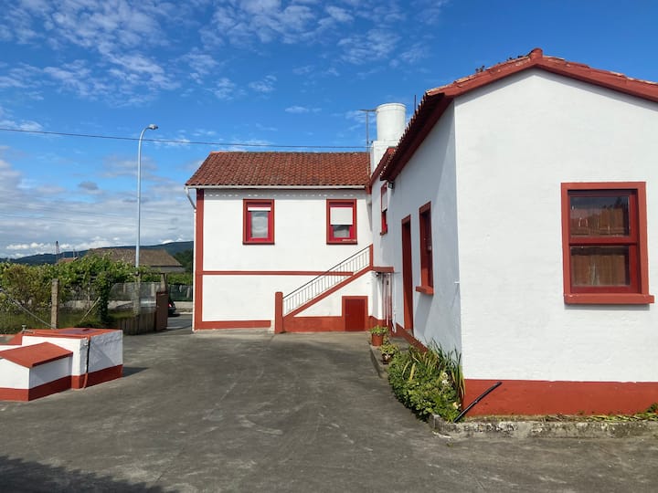Casa Completa Con Jardín Terraza Y Barbacoa - Galice