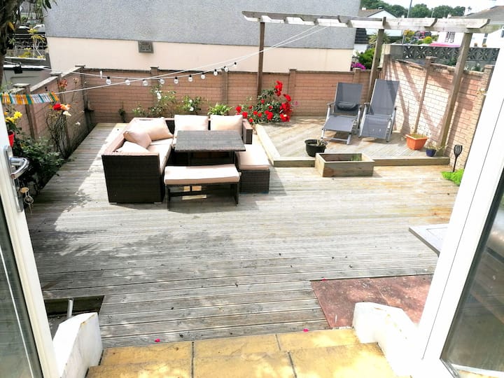 Cheerful 3-bedroom Residential Home Located In Newquay - Newquay