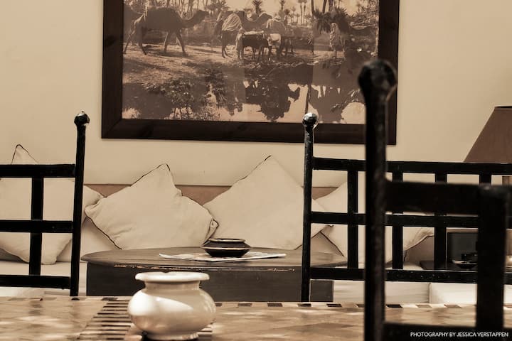 Logement Entier: Riad Dar Zhar, Dans La Medina - Marrakesh