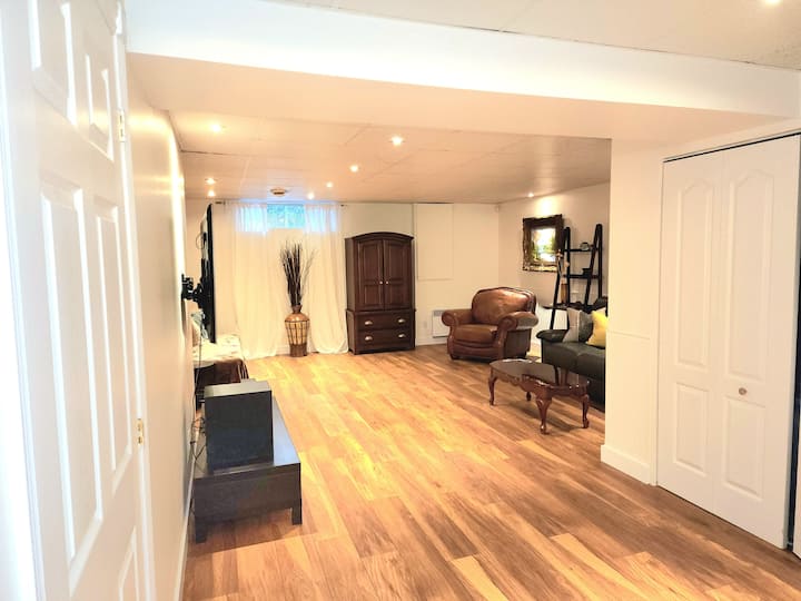 Very Large  And Clean Apartment - Brossard