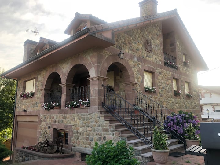 Casa Rural Villa La Encina Quijas# - Santillana del Mar
