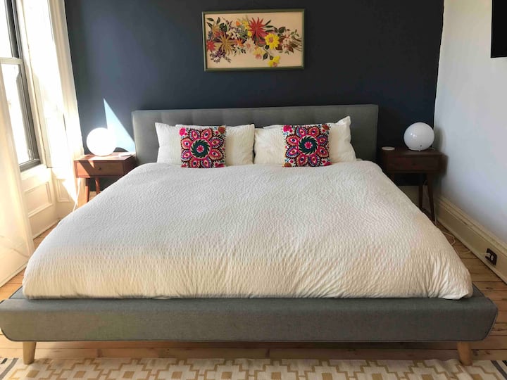 Sunny One Bedroom In Carroll Gardens - New York, NY