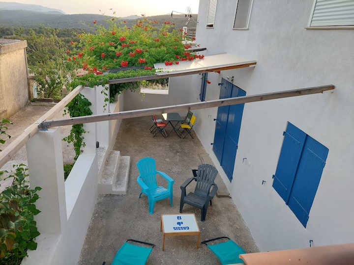 Joli Appartement Dans Les Collines De Cassis - Calanque d'En-vau