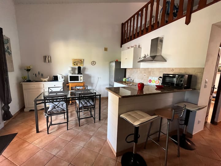 Villa F3 A Pinarello, Piscine à Partager - Korsika