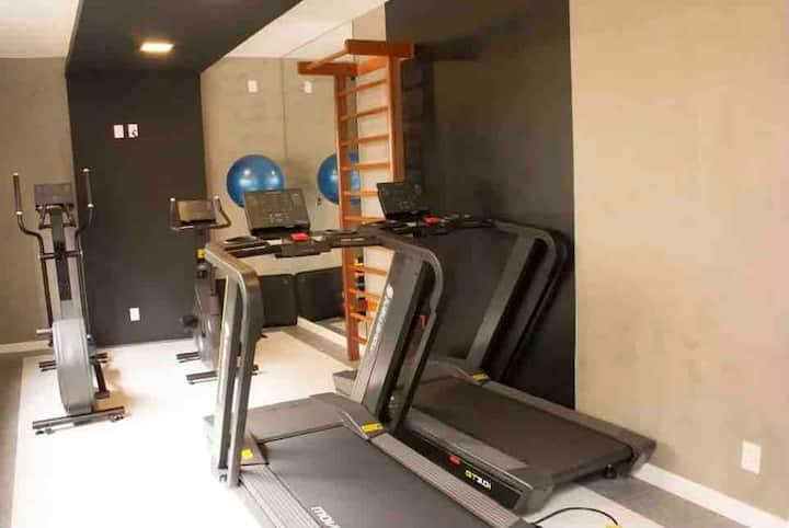 Studio Confortável Com Pisina (Brás/25 De Março) - Sao Paulo
