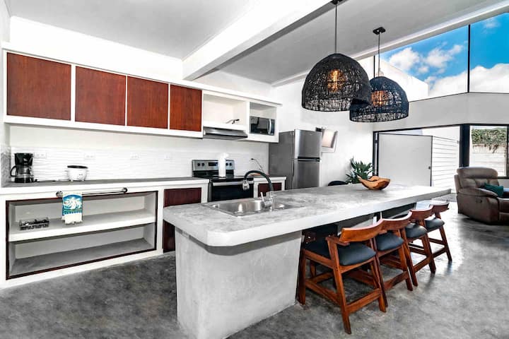 Private Pool, Rooftop Patio-hot Tub, Ac,wifi,grill - Playa Herradura