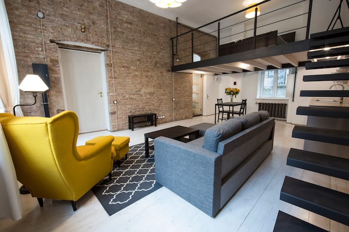 Romantic Stylish Studio Apt. in the Heart of Riga - Airbnb