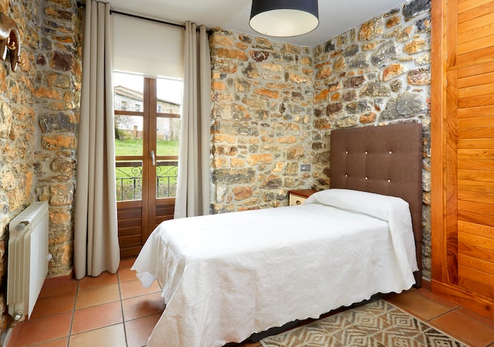 Apartamento "Deluxe" Para 6 Personas. - Aviles