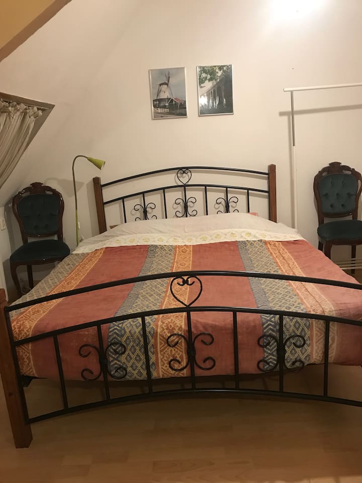 Decent Basic Bedroom, 16 M2 - Leusden