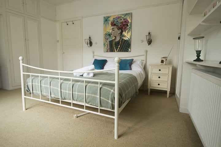 Falmouth Holiday Rentals & Homes - England, United Kingdom | Airbnb