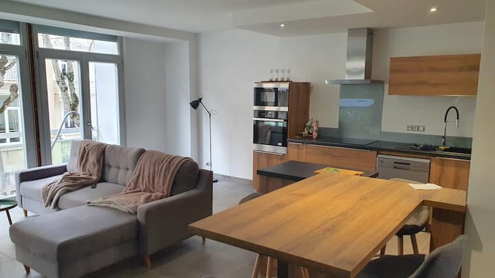 Logement Vichy Situé à 100m Des Thermes Plein Cv - Vichy