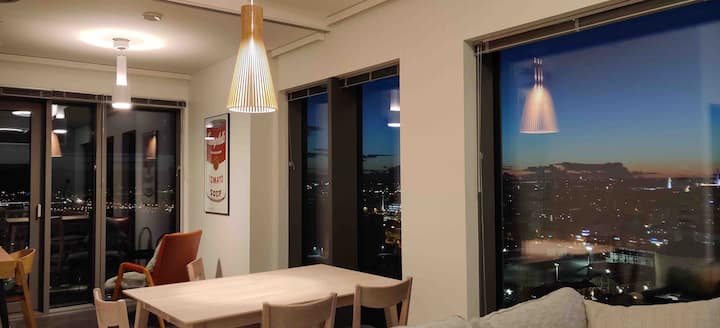 Spacious Corner Apartment Above Roof With Sea View - Helsinki