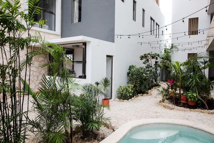 10-room Rental In The Center Of Tulum Town - Tulum