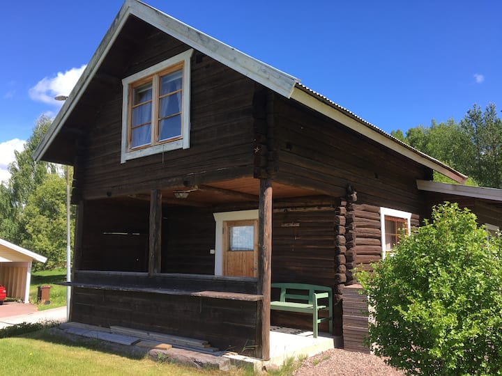 Liten Stuga I Orsa Med Sjöutsikt - Sweden