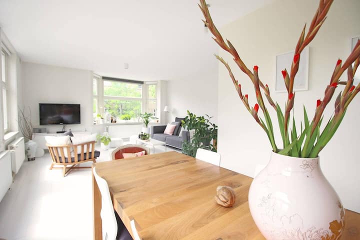 Beautiful & Light Apartment In Hip Area - Amsterdam