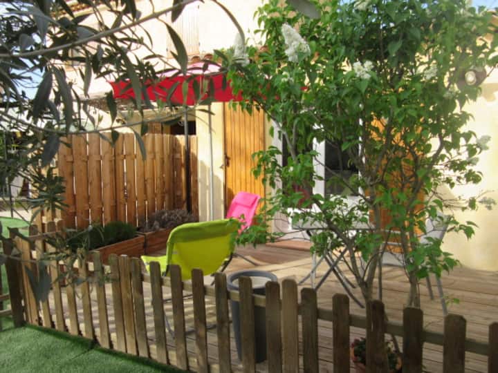 Studio Lumineux Avec Terrasse Clôturée Ensoleillée - Pertuis