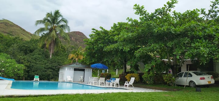 Villa La Carolina - Melgar