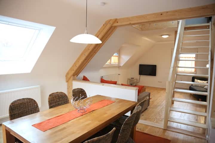 Bright, Centrally Located, Comfortable Maisonette - Heidelberg