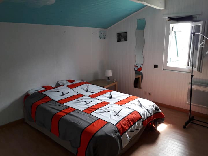 Chambre Particulière Dans Maison à La Campagne - Sare