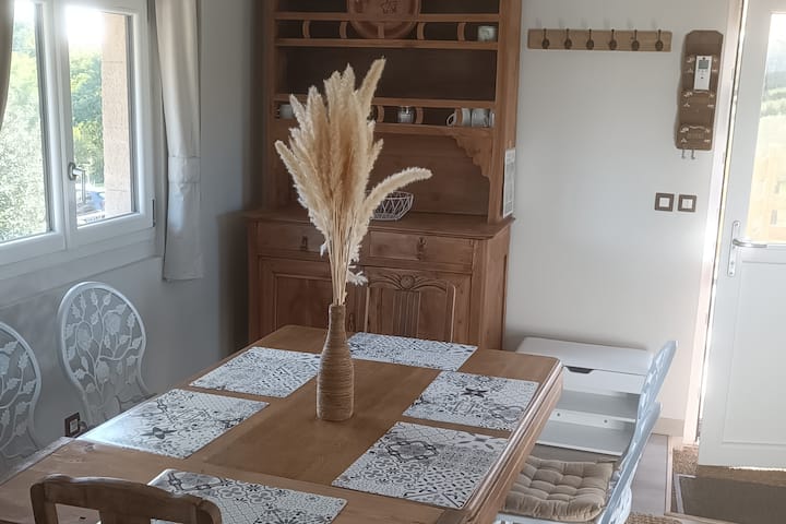 Gîte 4* Climatisé, Spa Privatif, éTang, Pal à 20' - Auvergne