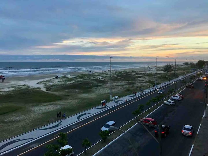 Apartamento Panorâmico Na Beira Mar - 3 Sacadas - Capão da Canoa