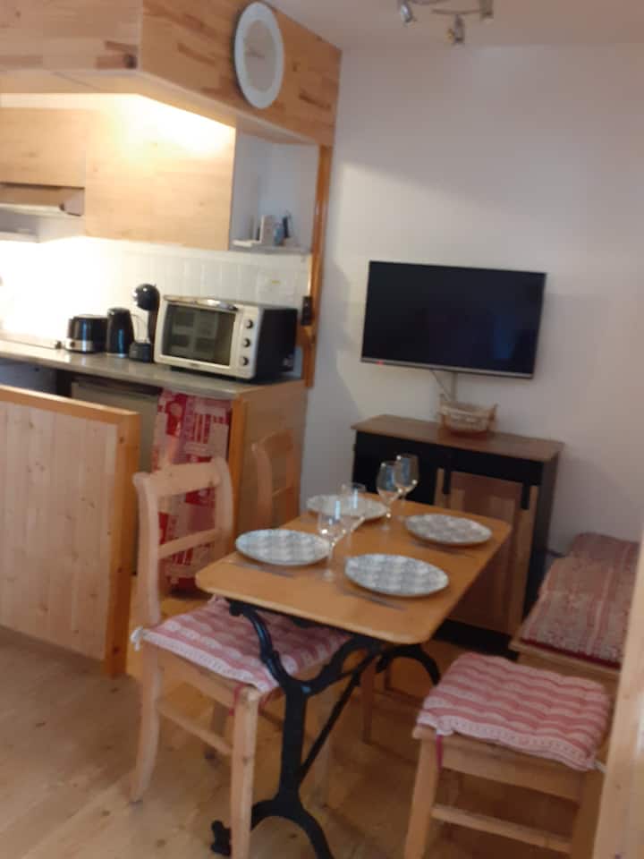 Appartement T2
4 Pers Station Coches La Plagne - Peisey-Nancroix