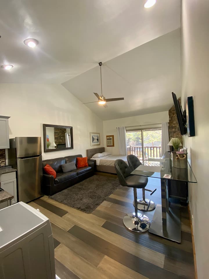 Down Town Park City Condo With Pool And Hot Tub - Park City, UT