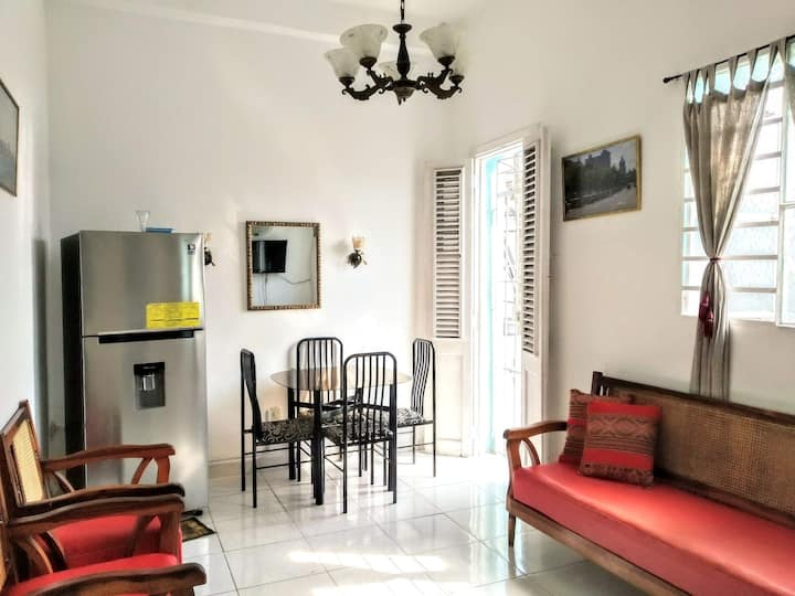 2 Apartamentos Independientes En Centro Habana - Havana