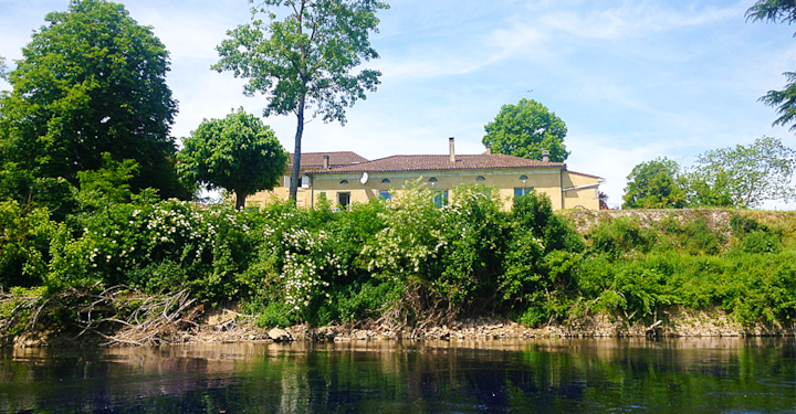 Le Manoir De La Riviere - Castillon-la-Bataille