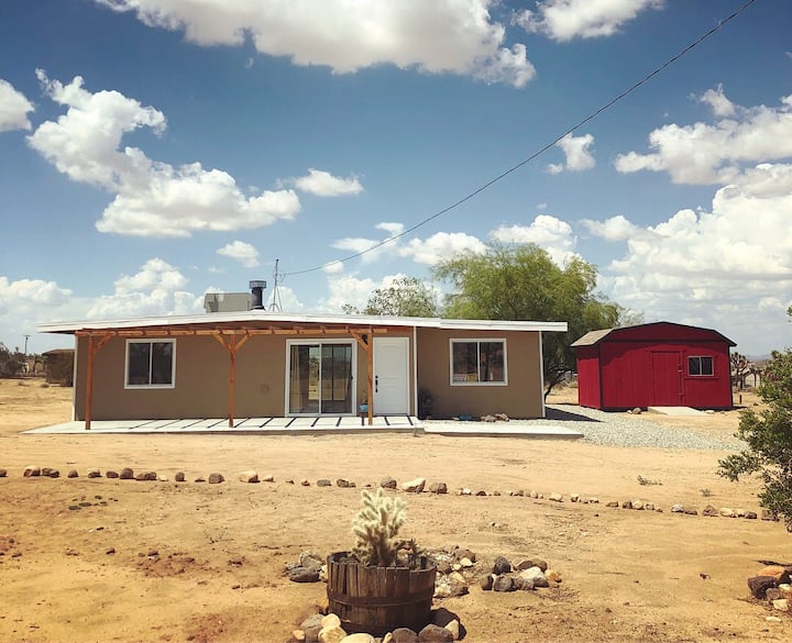 Desert Dream House - Near Pioneertown & Jt Park - 絲蘭谷