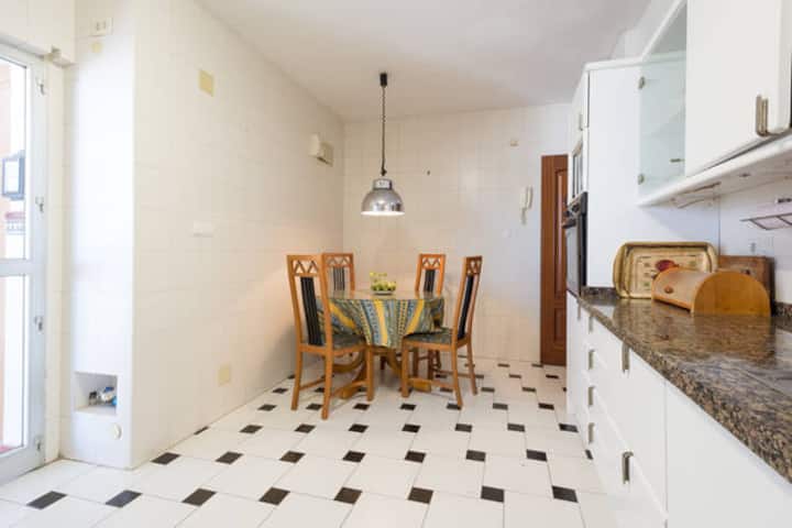Habitación Doble En El Centro. - Málaga