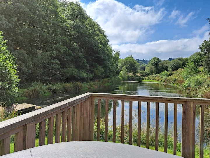 Utterly Private Romantic Retreat In Nature*hot Tub - Devon